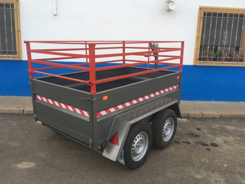 Remolque basculante doble eje con freno y barandilla - Remolques baratos